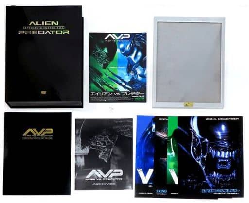 Goods set [Missing DVDs] Special Monster Box "DVD AVP Alien vs ...