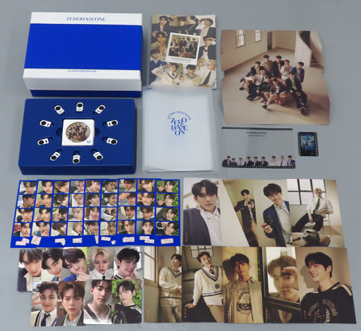 Goods set ZEROBASEONE ZEROSE 1st Global Fanclub Kit | Goods ...