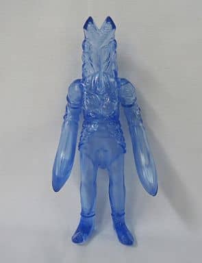 Baltan Alien Blue Clear ver. "ULTRAMAN" HG Series ULTRAMAN Sofvi Road HYPER HOBBY April 2003 ...