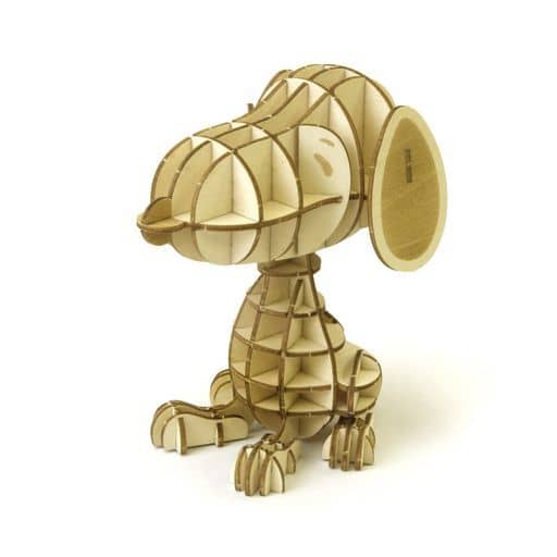 Plastic model Snoopy Card Stand "PEANUTS (SNOOPY)" Wooden Art ki-gu-mi ...