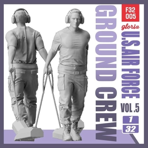 1/32 Working U.S. Air Force Ground Crew Vol. 5 Mechanic pulling choke ...