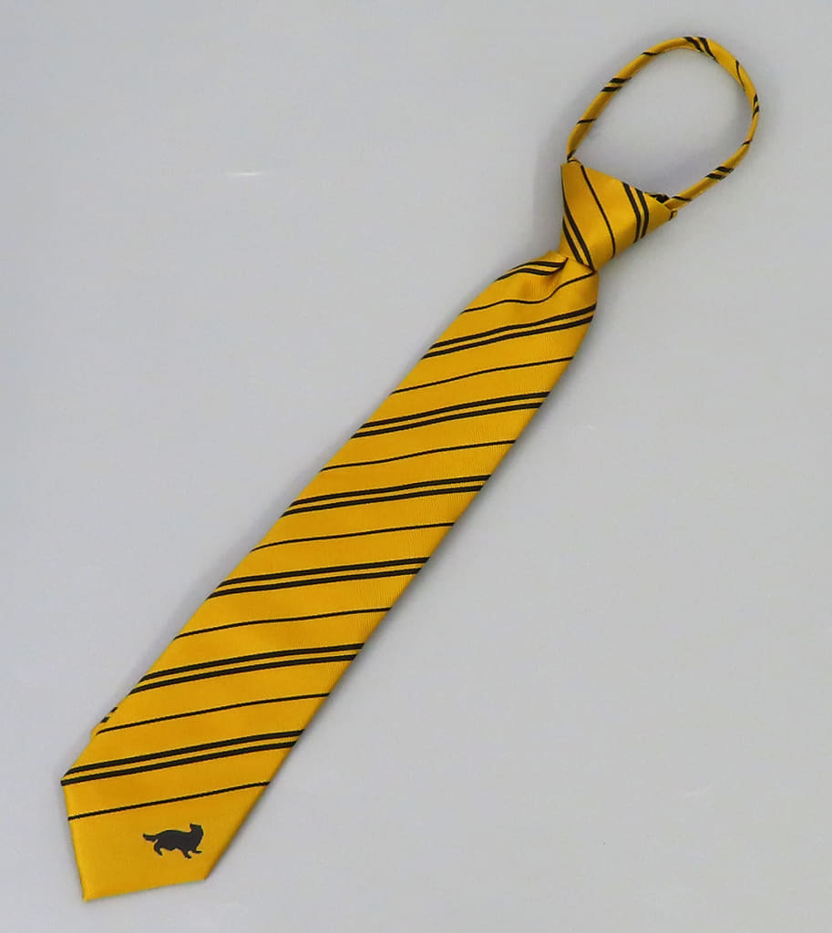 Huffle Puff one touch zipper necktie "Harry Potter" limited to マホウドコロ ...