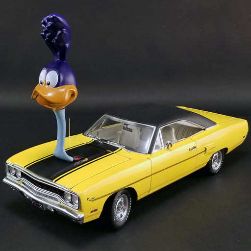 Minicar [Box broken] 1/18 1970 Plymouth Road Runner with ` The Loved ...