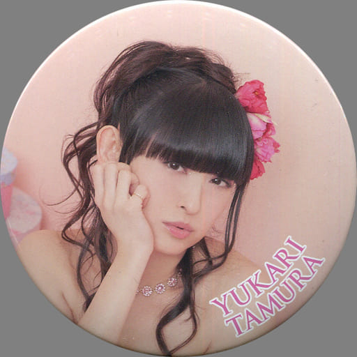 Yukari Tamura (costume : red / right hand : cheek) metal badge "Yukari ...