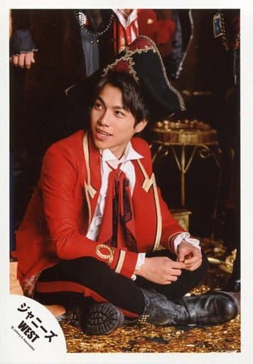 Official photo (Johnnys) / idol / Johnny's West Johnny's West / Daiki Shigeoka / Whole body ...