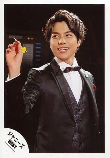 Official photo (Johnnys) / idol / Johnny's West Johnny's West / Daiki Shigeoka / Upper body ...