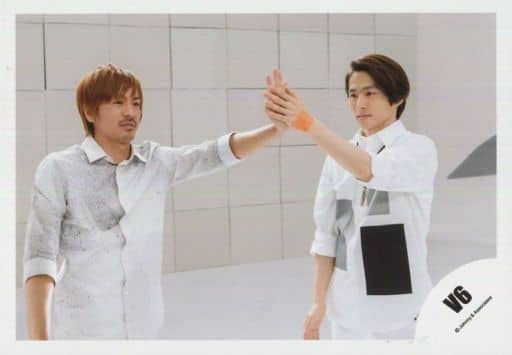 V6 / Takeshi Morita, Ken Miyake / Horizontal, Upper body, Costume white, grey, black, left hand ...