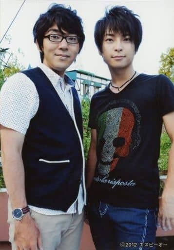 Official photo (male) / Voice actor Tetsuya Kakihara / Yuki Ono / Above ...