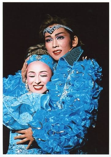Official photo (female) / Takarazuka Revue (star group) / actress Takarazuka Revue (Star Group ...