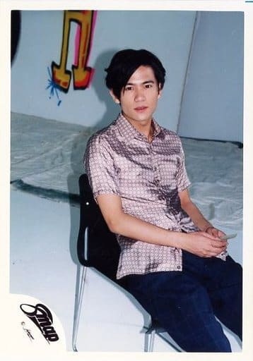 SMAP / Goro Inagaki / Knee-Up / Sitting / Costume White Gray / Both ...