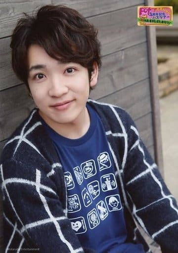 Official photo (male) / actor D2 / Shotaro Okubo / Upper Body / Costume Black and White Navy ...
