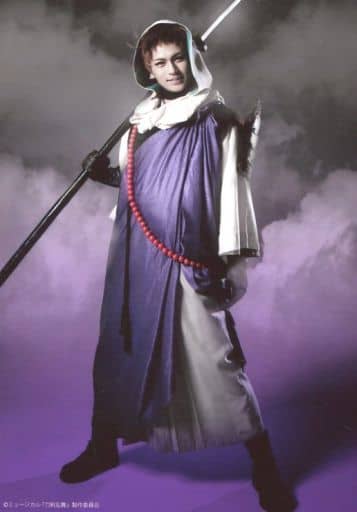 Official photo (male) / actor Daichi Saeki (Iwatooshi) / Whole Body ...