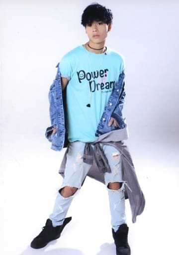 BOYS AND MEN / Masato Yoshihara / Whole body, costume light blue. T ...