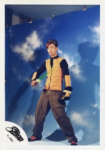 SMAP / Shingo Katori / Whole Body / Costume Yellow / Black / Left Hand ...