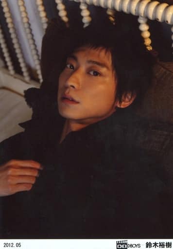 Official photo (Male) / Actor / D-BOYS D-BOYS / Hiroki Suzuki / Upper-body, Costume : Black ...