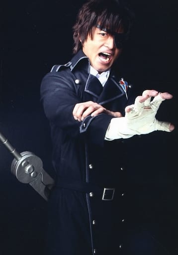 Official photo (male) / actor Yuya Nakahara (Igor, Naigauss) / Above the Knee, Black Costume ...