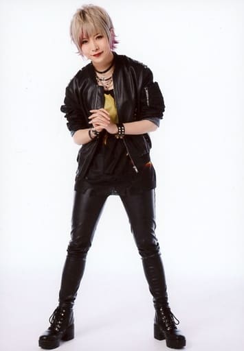 Official photo (female) / Voice actress / IRis IRis / Azuki Shibuya ...