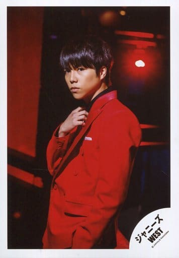 Official photo (Johnnys) / idol / Johnny's West Johnny's West / Daiki Shigeoka / Upper Body ...