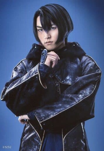 Official photo (male) / actor Masanari Wada (accurate portrait) : Upper Body, Costume Black ...