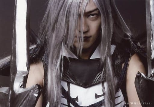 Official photo (male) / actor Masashi Taniguchi (Mitsuhide AKECHI) / Yokogata, Bust-up, Costume ...