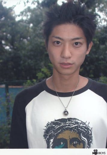 Official photo (Male) / Actor / D-BOYS D-BOYS / Hiroki Suzuki / Bust up / Costume White / Black ...