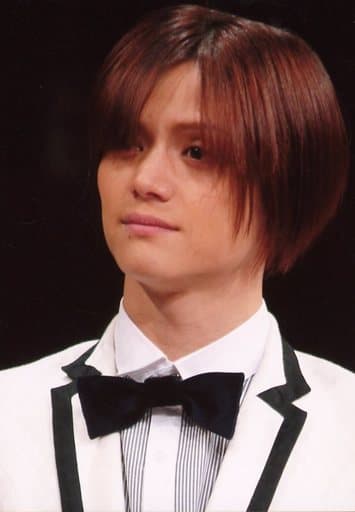 Official photo (male) / actor Ryosuke Miura / Live Photo, Bust Up ...