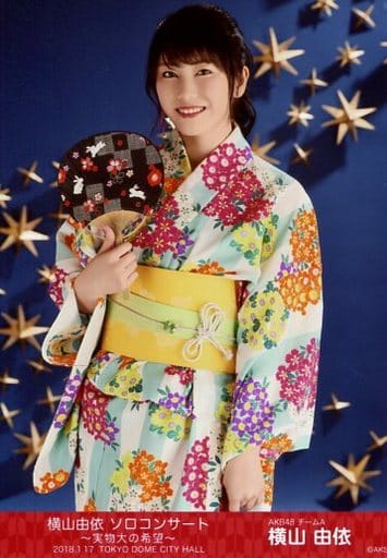 Official photo (AKB48, SKE48) / idol / AKB48 Yui Yokoyama / Upper Body, Yukata Costume, Right ...