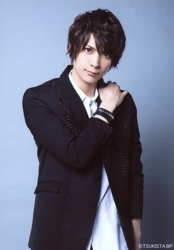 Hiroki Nakada / Upper Body / Costume : Black / White / "Tsukiste. Official Fanbook BACKSTAGE ...