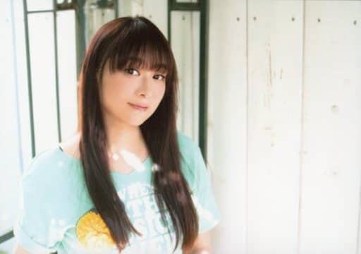 Official photo (female) / voice actor Asami Imai / Horizontal type ...