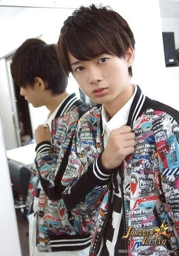 Ihi Jet / Mizuki Inoue / Upper body / Costume black and white / Right ...