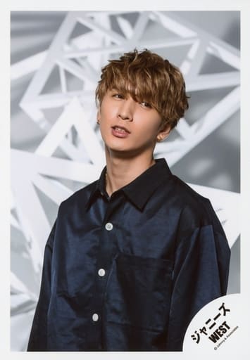 Official photo (Johnnys) / idol / Johnny's West Johnny's West / Ryusei Fujii / Upper body ...