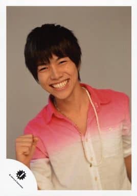 Official photo (Johnnys) / idol / 7 WEST 7 WEST / Daiki Shigeoka / Upper Body / Costume White ...