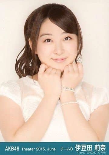Official photo (AKB48, SKE48) / idol / AKB48 Rina Izuta / Bust Up / Theater Trading Official ...