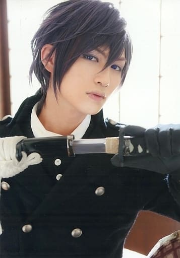 Official photo (male) / actor Ryo Matsuda (Saito Hajime) / Bust Up / Costume Black and White ...
