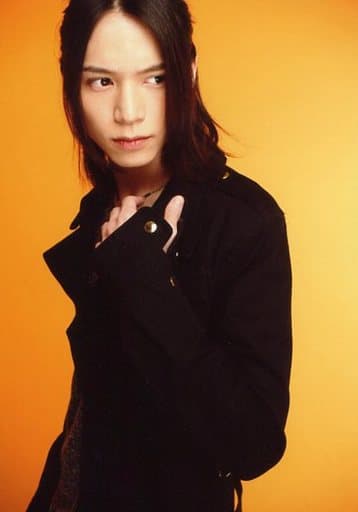 Ryo Kitamura / Upper Body / Costume Black / Left Direction / Left Hand ...