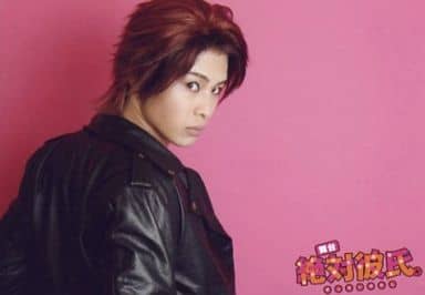 Official photo (male) / actor Akihiro Hayashi (Shirasaki Toshiki) / Yokogata / Bust-up / Costume ...