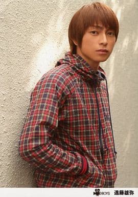 Official photo (male) / actor D-BOYS / Yuya Endo / Upper body, Costume Red, Check Pattern, Both ...