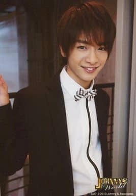 Official photo (Johnnys) / idol / Hey! Say! JUMP Hey! Say! JUMP / Yuri Chinen / Upper body ...