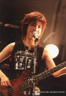 Official photo (female) / idol / ZONE ZONE / Maiko Sakae / Live Photo ...