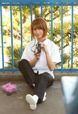 Official photo (male) / actor Yusuke Yata (Shusuke FUJI) / Whole body ...