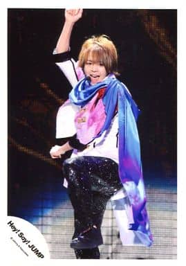 Hey! Say! JUMP / Daiki Arioka / Live Photo / Above Knee / Costume White / Black / Pink Scarf ...