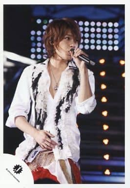 KAT TUN / Tatsuya Ueda / Live Photo / Above Knee / Shirt Black and ...