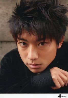 Official photo (Male) / Actor / D-BOYS D-BOYS / Hiroki Suzuki / Face Up / Costume Black / Right ...