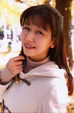 Official photo (female) / voice actor Kikuko Inoue / Bust Up / Costume ...