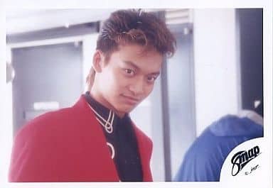SMAP / Shingo Katori / Horizontal, Bust up, Red Jacket, Camera Line ...