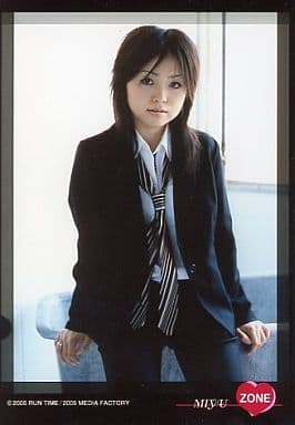 Official photo (female) / idol / ZONE ZONE/MIYU / Above the Knee / Black / White / Necktie ...