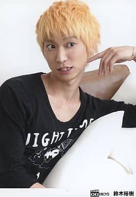 Official photo (Male) / idol / D-BOYS D-BOYS / Hiroki Suzuki / Bust Up / Costume Black / Left ...
