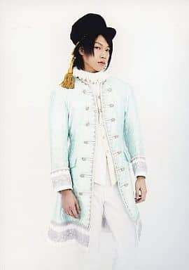 Official photo (male) / actor The Tensho envoy for Europe / Ryotaro KONNO (Hara Martino) / Above ...