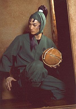 Official photo (male) / actor Shohei Nanba (Tachibana Senzo) / Left ...