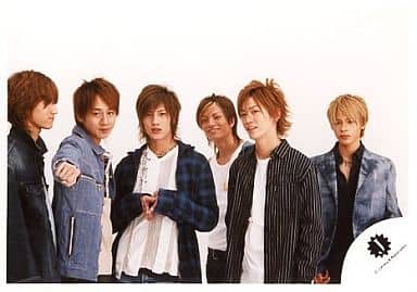 KAT-TUN / Assembly (6 persons) / Horizontal, Upper body, White ...